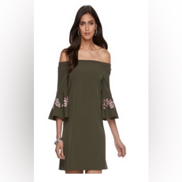 Jennifer Lopez | Dresses | Jennifer Lopez Womens Adeline Green Off The ...